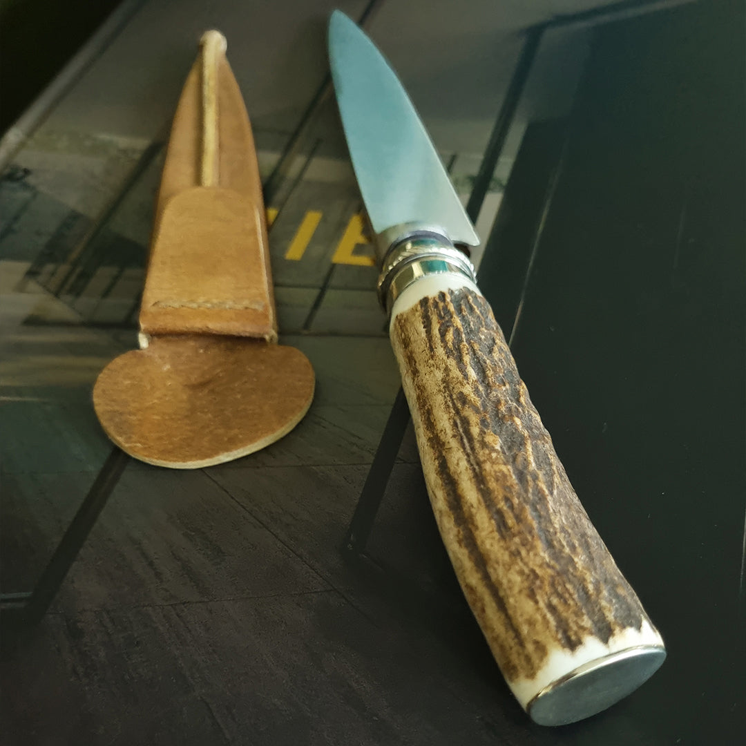 Handmade Deer Antler Knife with Leather Sheath | Vakiano
